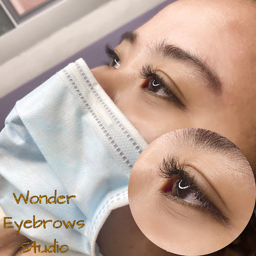 Wonder Eyebrows Studio สักคิ้วลายเส้น-ออมเบร ปากชมพู ต่อขนตา - salonthai